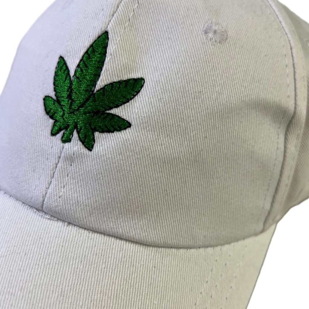 Ghetto Cap Maple Leaf Embroidery 6-Panel - GHETTO